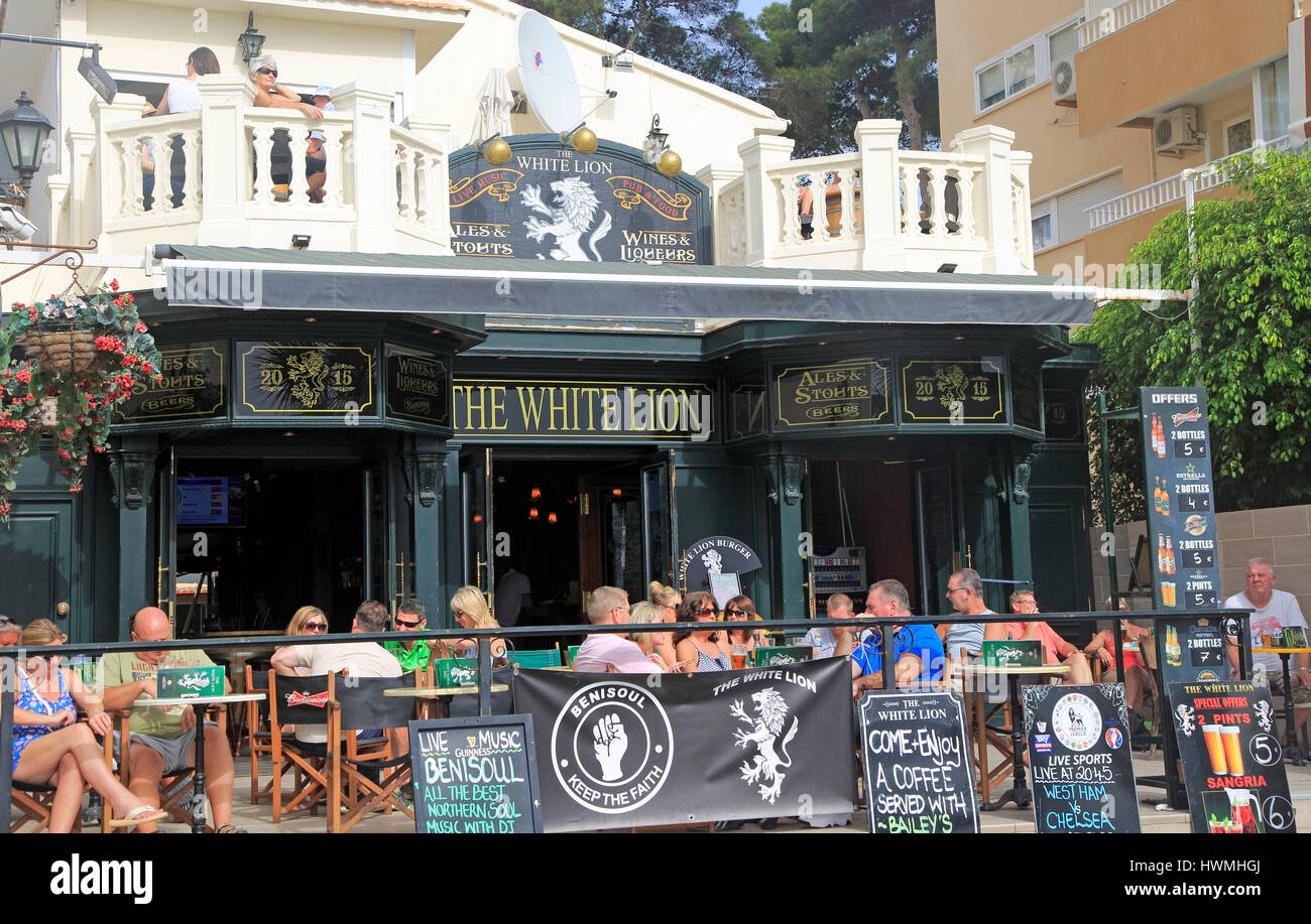 Benidorm nightlife hi-res stock photography and images - Alamy
