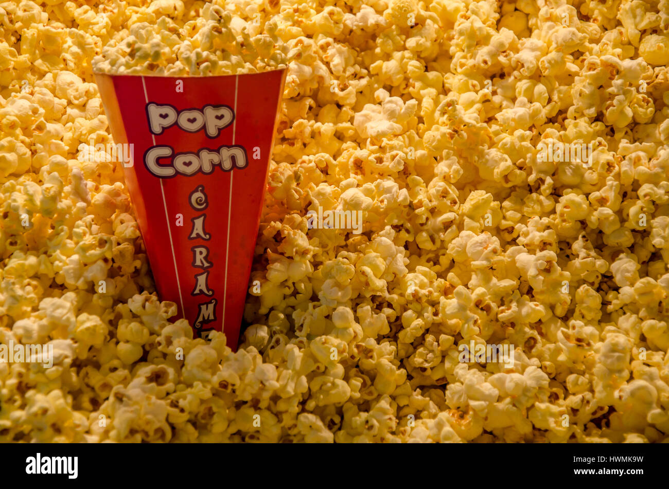 Popcorn cone hi-res stock photography and images - Alamy