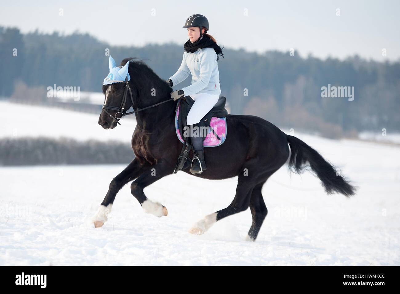 Welsh women with hats hi-res stock photography and images - Alamy