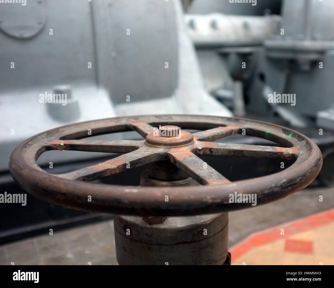 Old rusty valve Stock Photo - Alamy