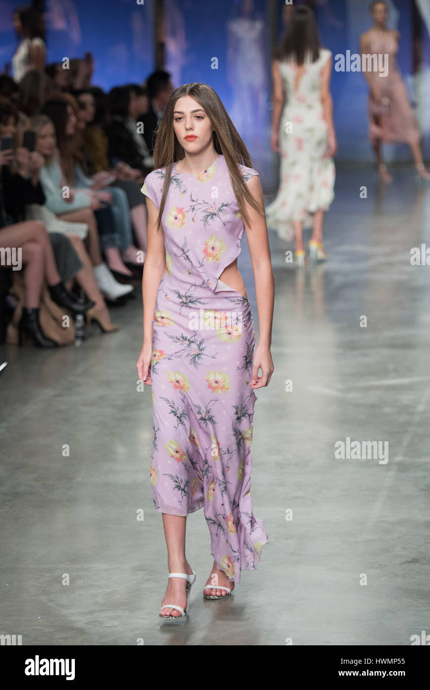 London Fashion Week Autumn/Winter 2017 - Topshop Unique - Catwalk held ...