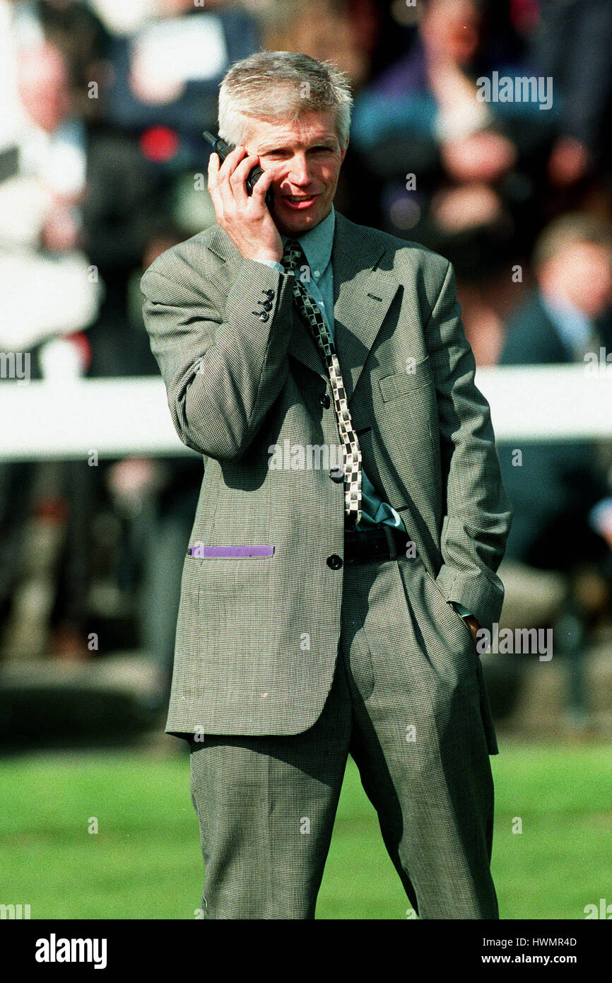 DEREK SHAW RACE HORSE TRAINER 30 March 1999 Stock Photo - Alamy