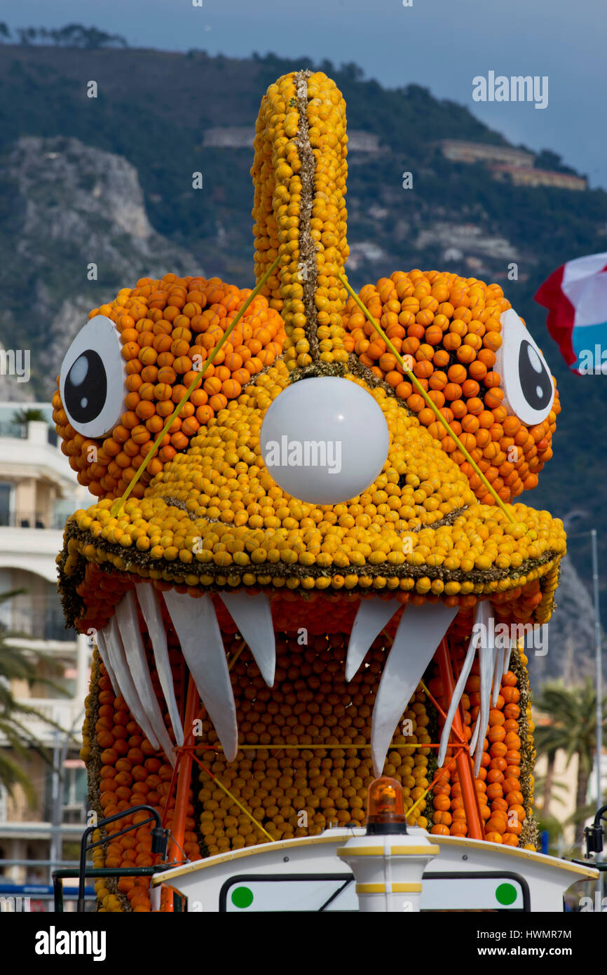 Decorated float for the parade of the Lemon Festival in Menton Stock ...