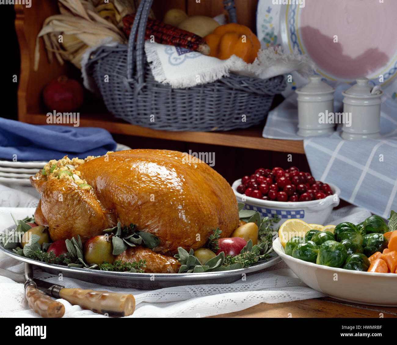 turkey table setting Stock Photo - Alamy