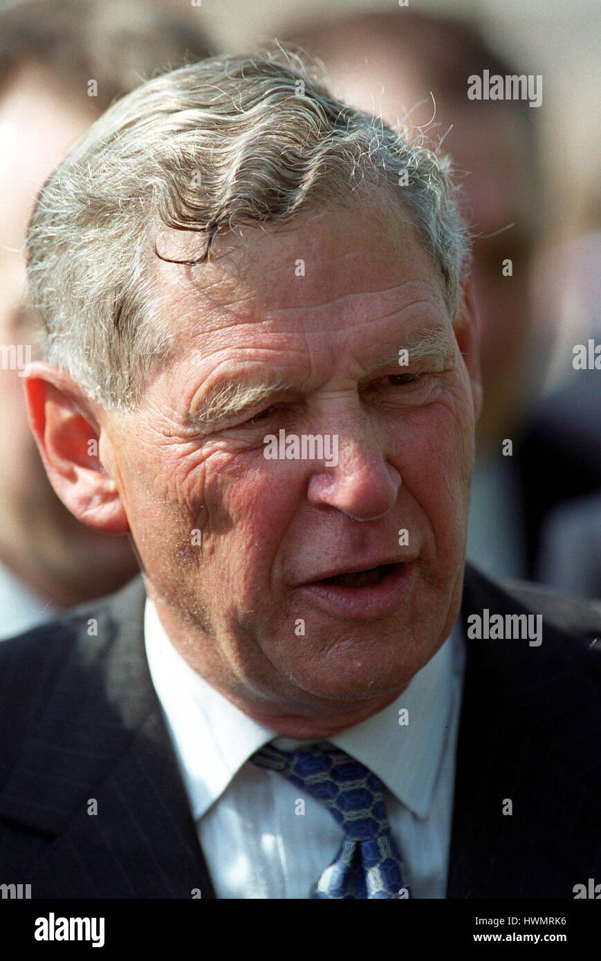 JIMMY HARRIS RACE HORSE TRAINER 06 May 2000 Stock Photo - Alamy