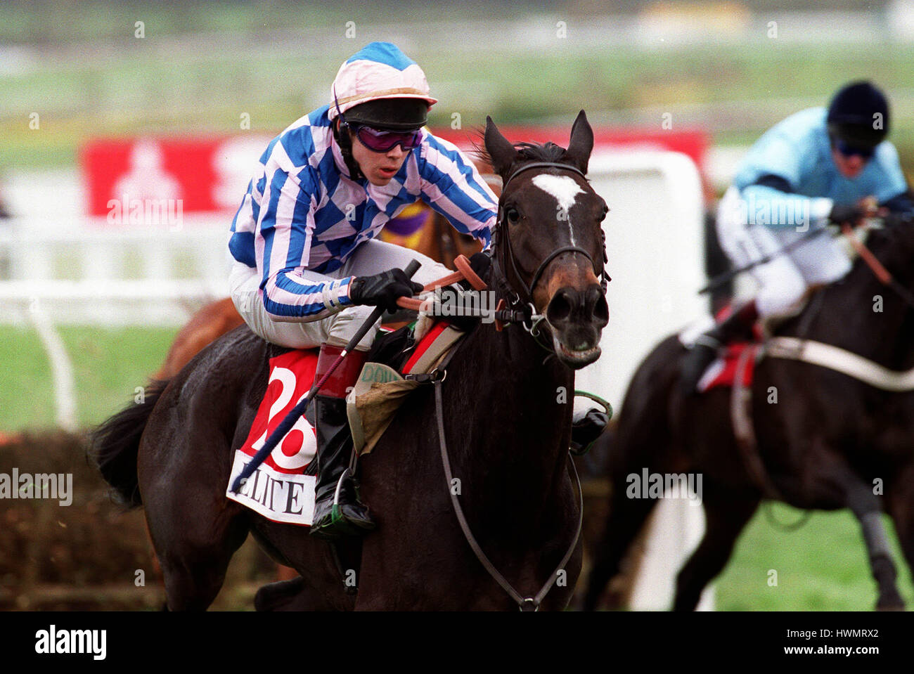 Snow drop 2000 hi-res stock photography and images - Alamy