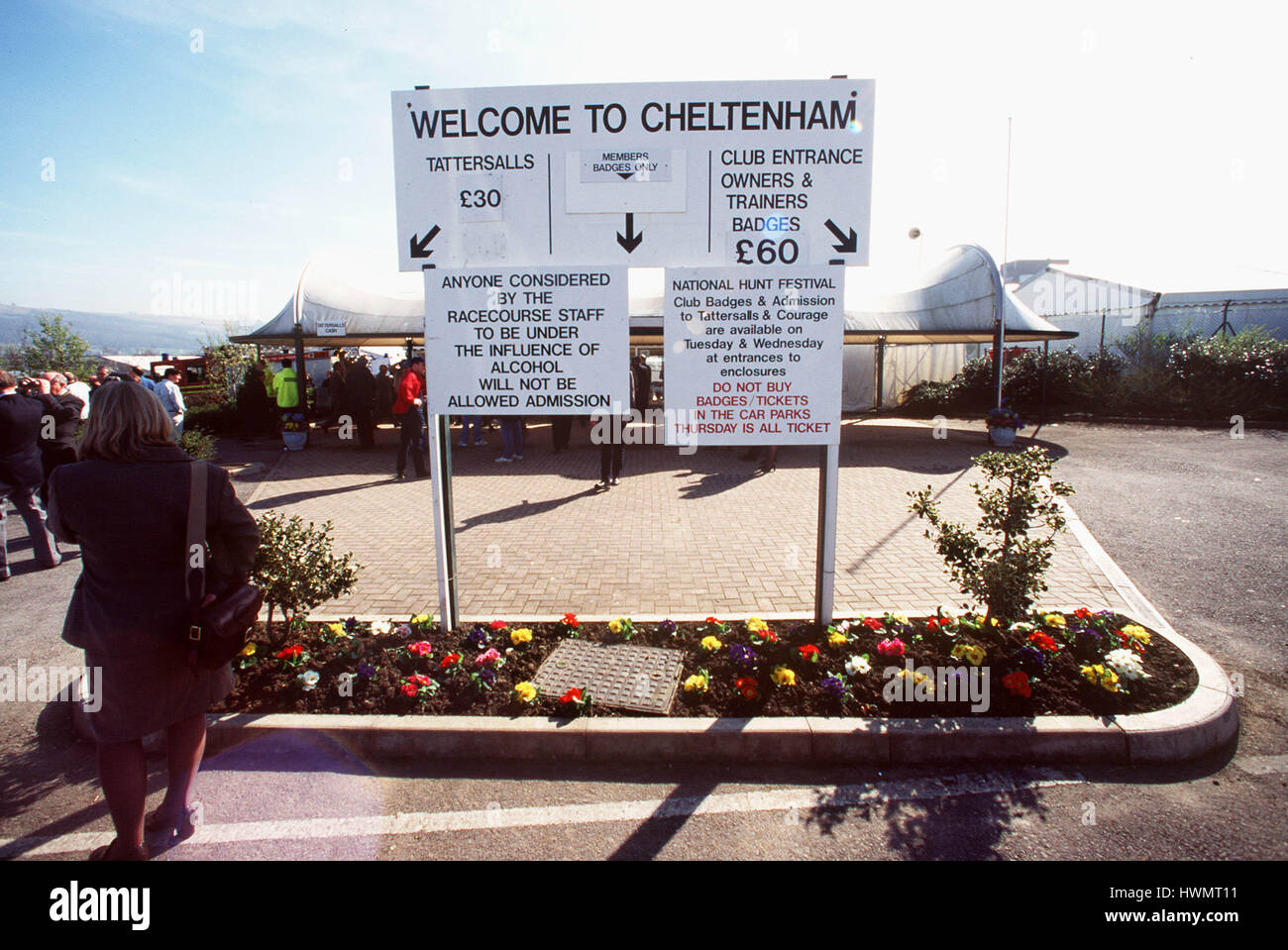 ENTRANCE CHELTENHAM RACECOURSE CHELTENHAM FESTIVAL 1999 18 March 2000 ...