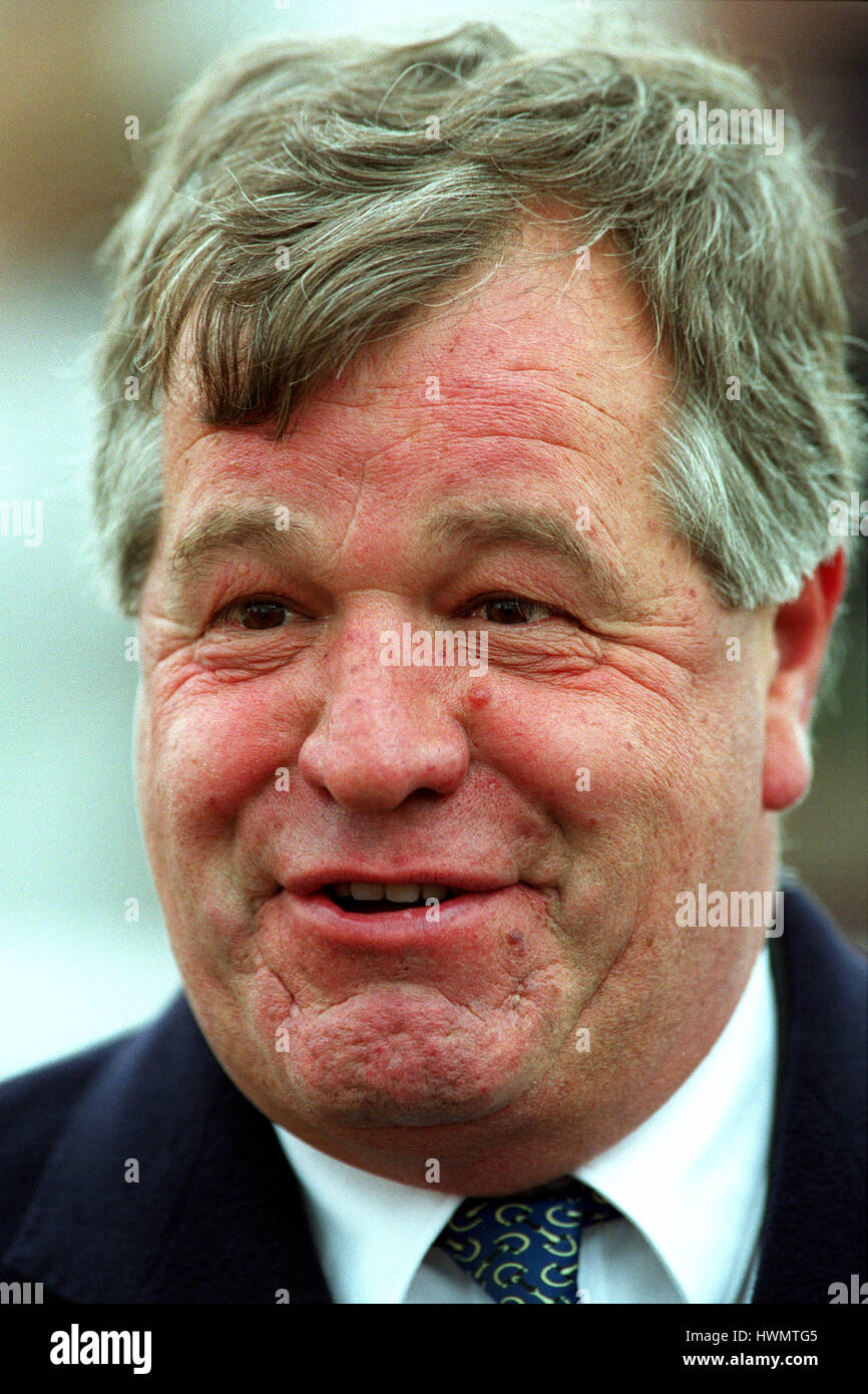 SIR MICHAEL STOUTE RACE HORSE TRAINER 18 April 2000 Stock Photo - Alamy