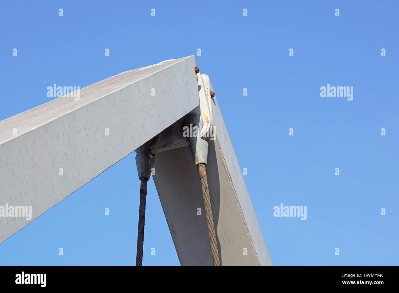 Metal beam hi-res stock photography and images - Alamy