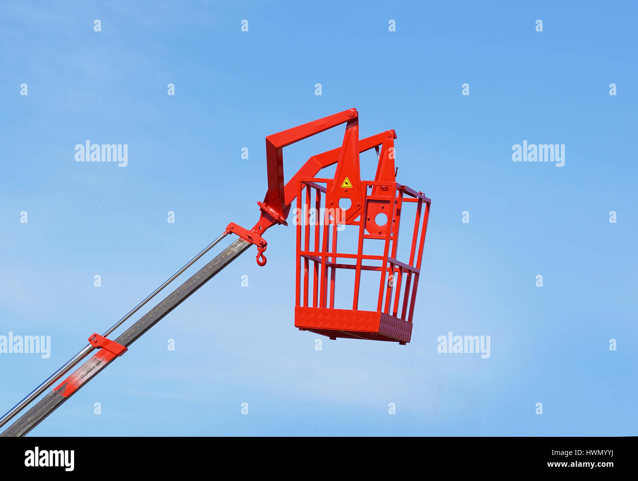 Scissor lifts hi-res stock photography and images - Alamy
