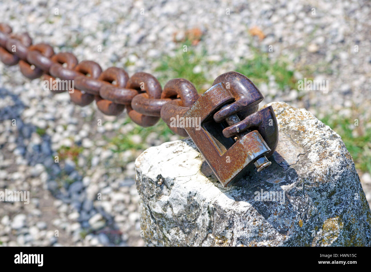 chain with padlock Stock Photo - Alamy