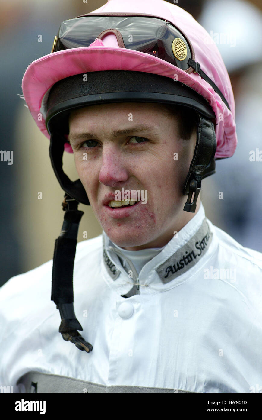 STEPHEN CARSON JOCKEY NEWMARKET RACECOURSE NEWMARKET 04 May 2002 Stock ...