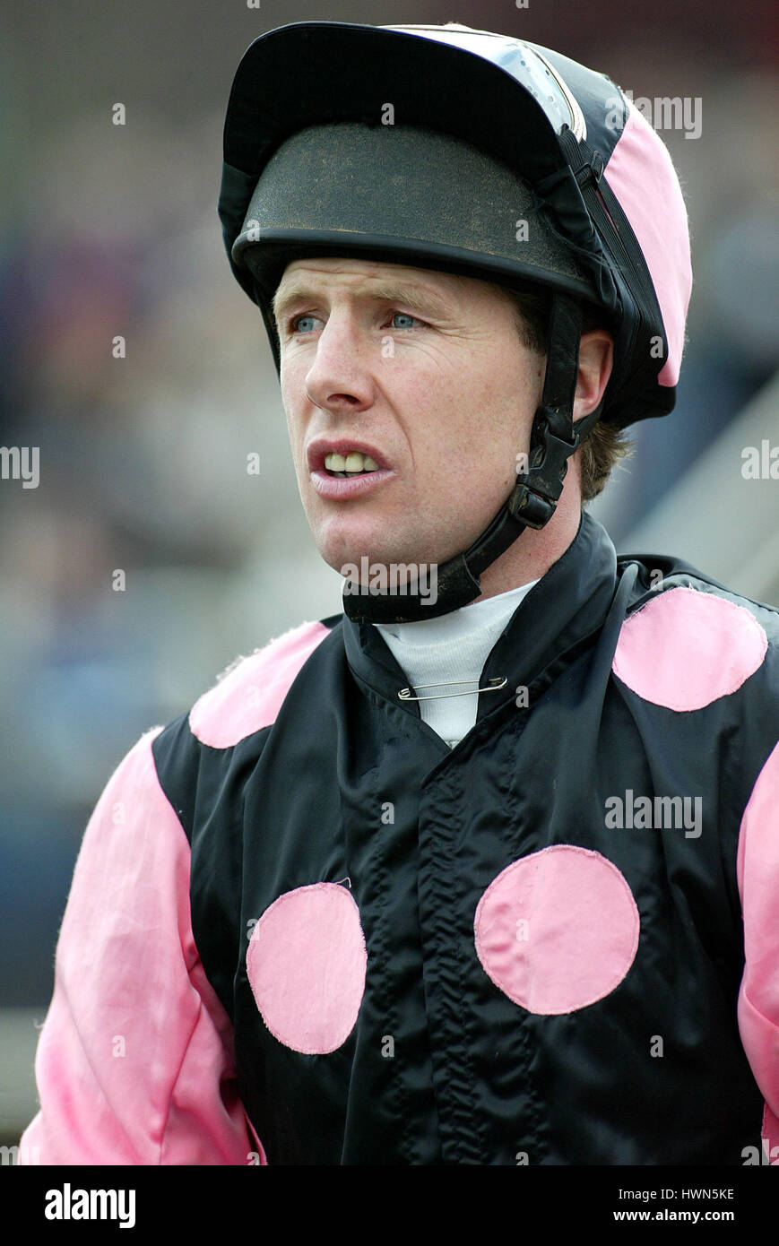 CHARLIE SWAN JOCKEY CHELTENHAM RACECOURSE CHELTENHAM 17 November 2002 ...