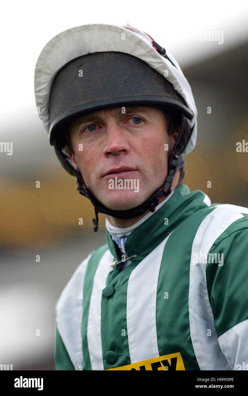 CARL LLEWELLYN JOCKEY CHELTENHAM RACECOURSE CHELTENHAM 29 October 2002 ...