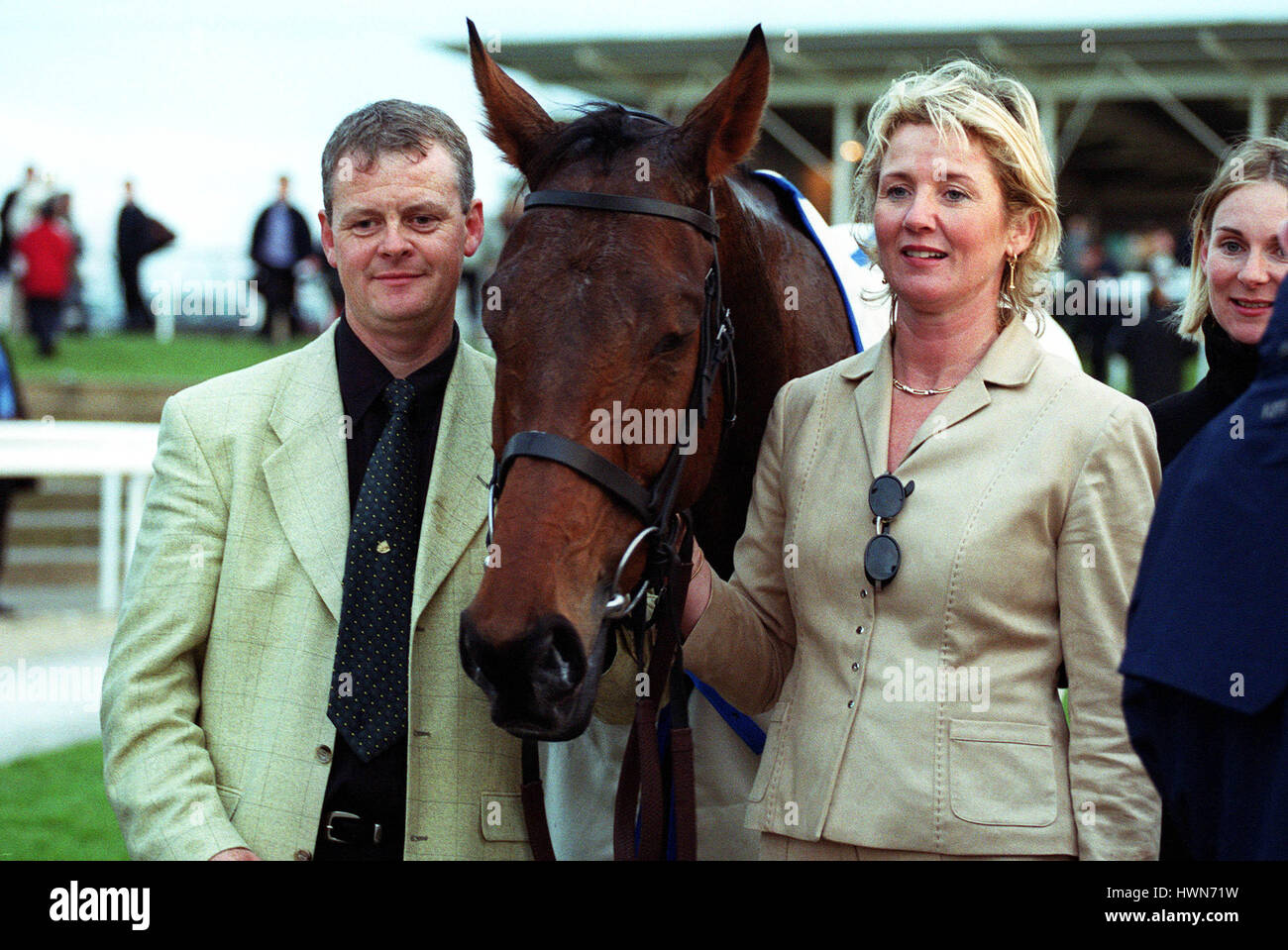SEAMUS O'FARRELL & SACKVILLE RACE HORSE OWNER & HORSE WETHERBY ...