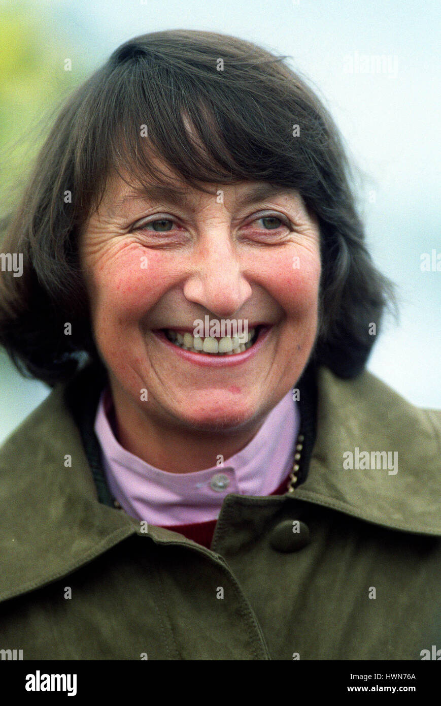 HENRIETTA KNIGHT RACE HORSE TRAINER WETHERBY RACECOARSE WETHERBY ...