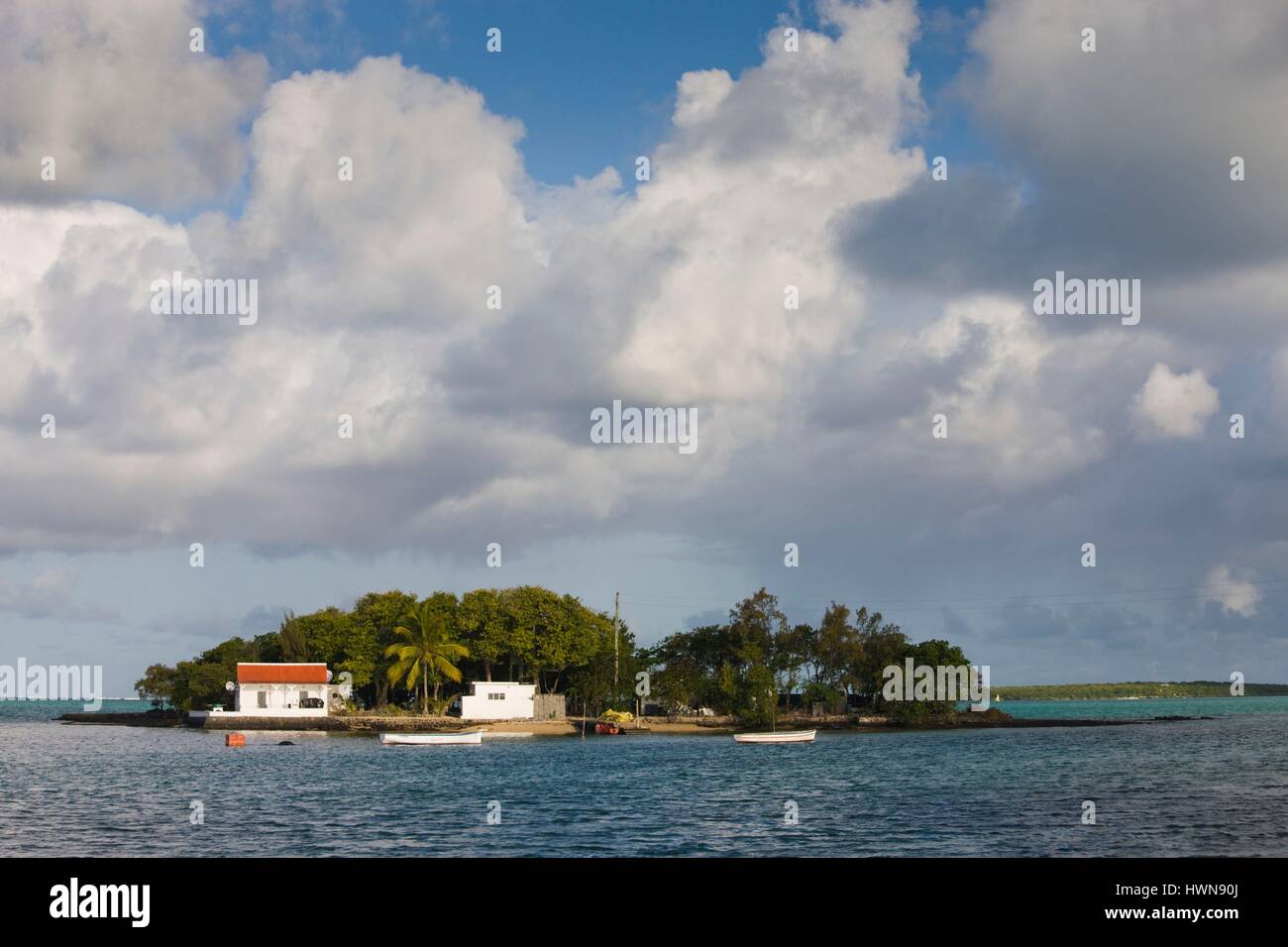 Ile mouchoir rouge island hi-res stock photography and images - Alamy