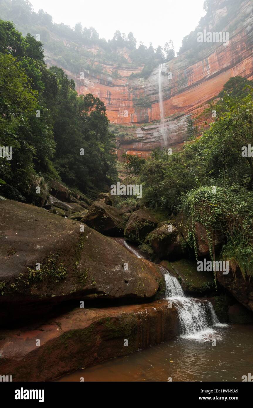 China, Guizhou, Chishui, cliff of Danxia releif at the World natural ...