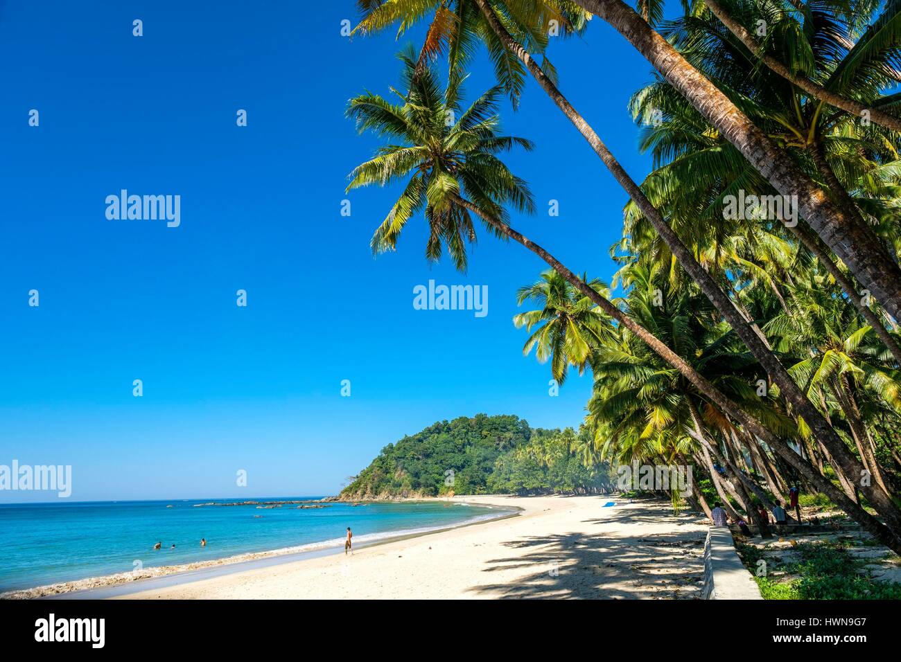 Palm beach ngapali beach thandwe hi-res stock photography and images ...