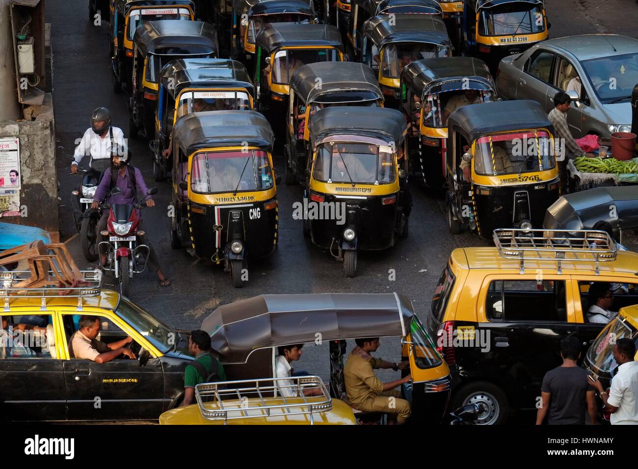 Mumbai traffic hi-res stock photography and images - Alamy
