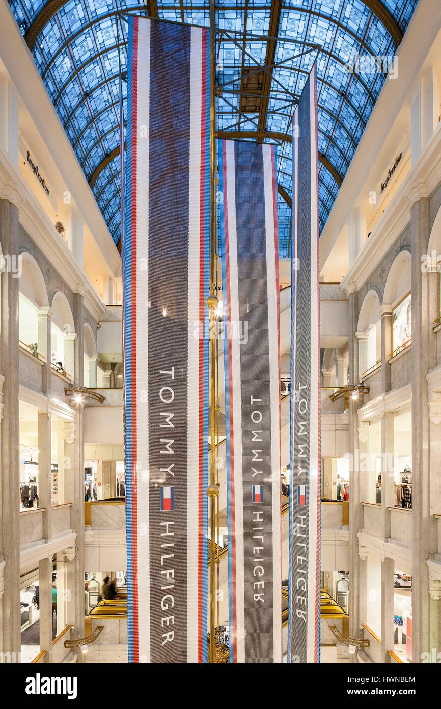Illum department store hi-res stock photography and images - Alamy