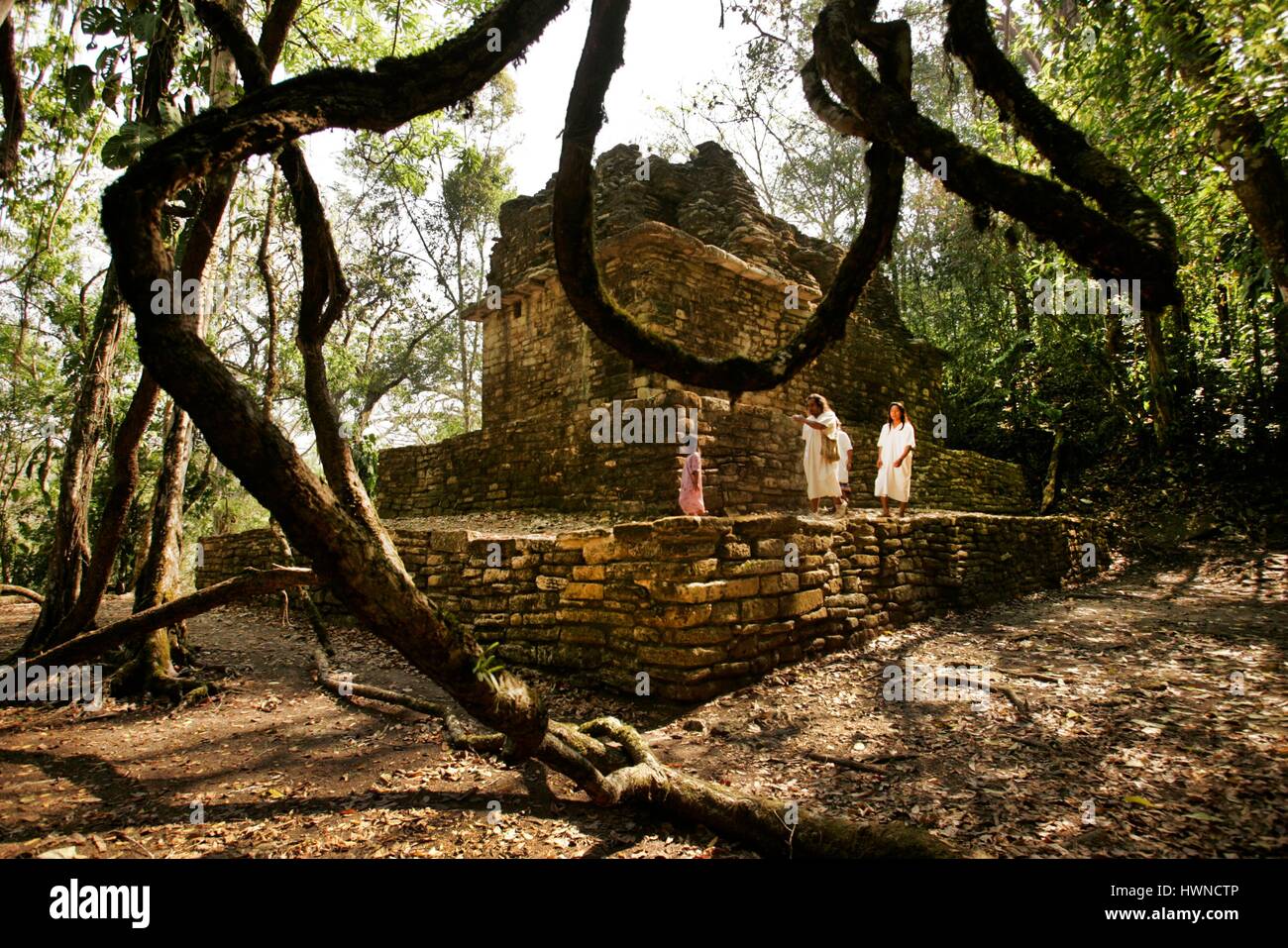 Mayan descendants hi-res stock photography and images - Alamy