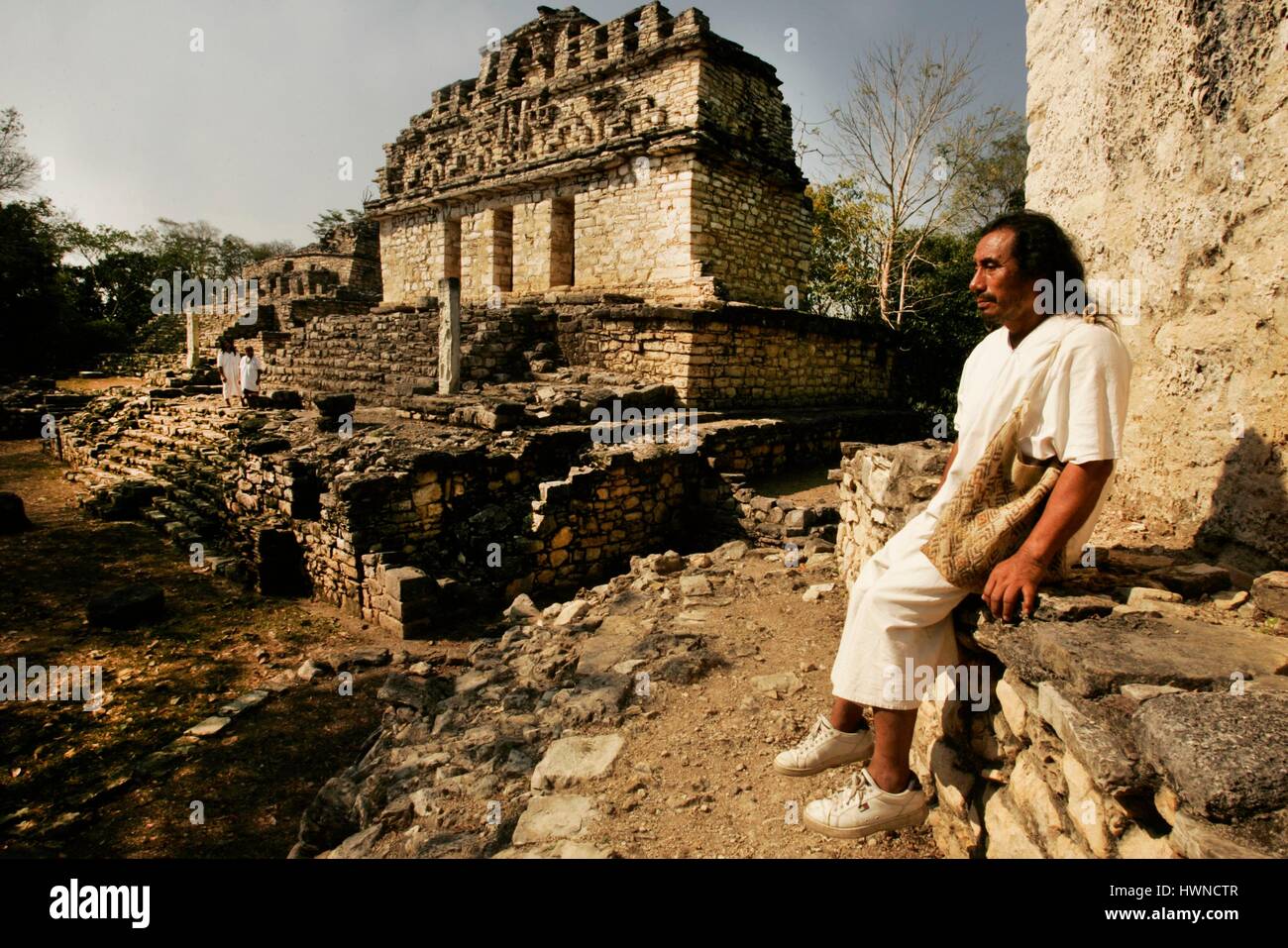 Mayan descendants hi-res stock photography and images - Alamy