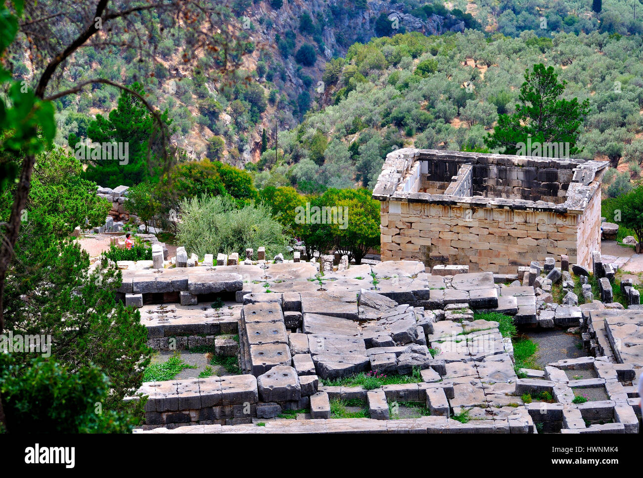 Ancient ruins of delphi in greece on a sunny day Stock Photo - Alamy