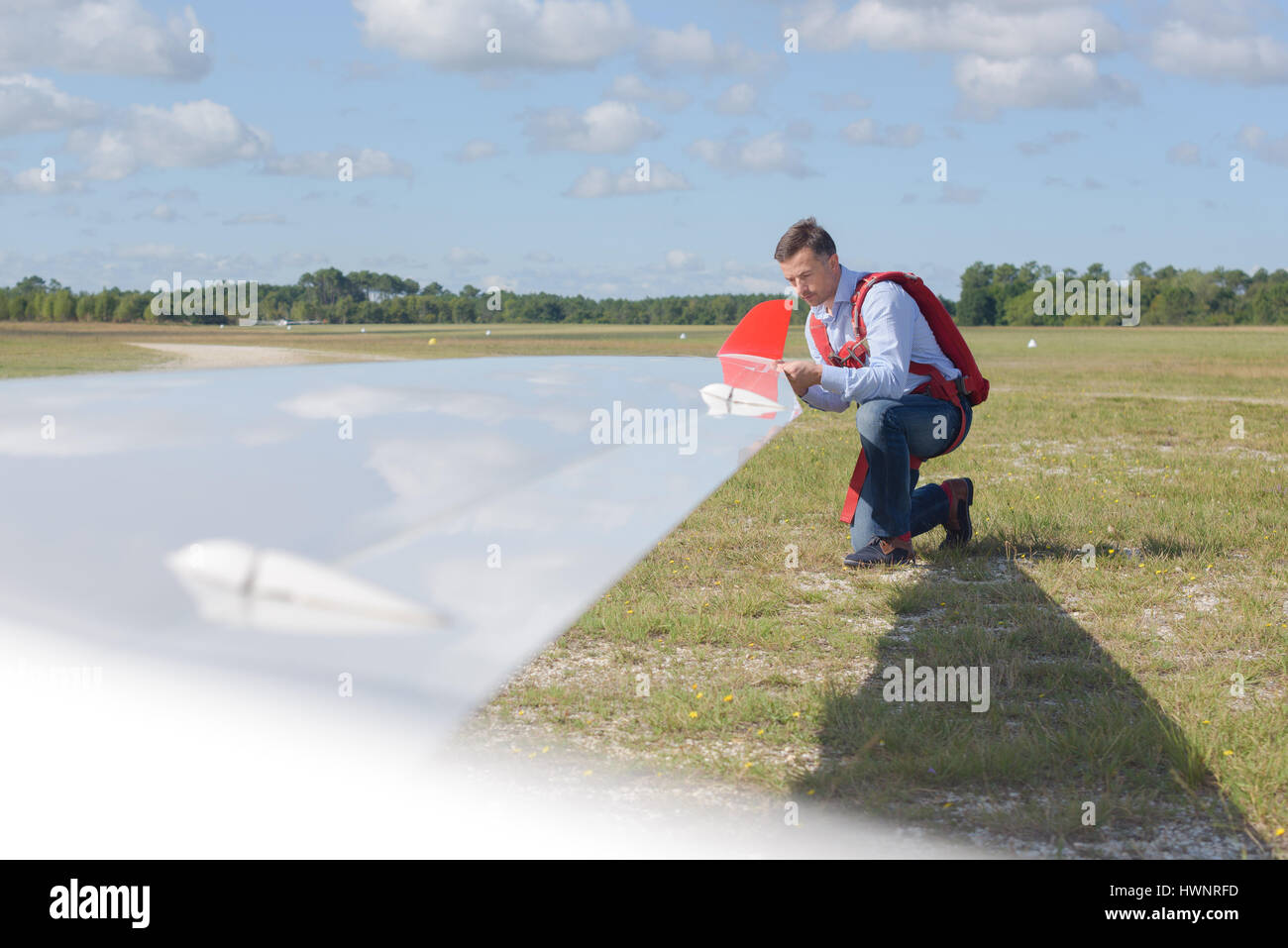 Aircraft landing procedure hi-res stock photography and images - Alamy