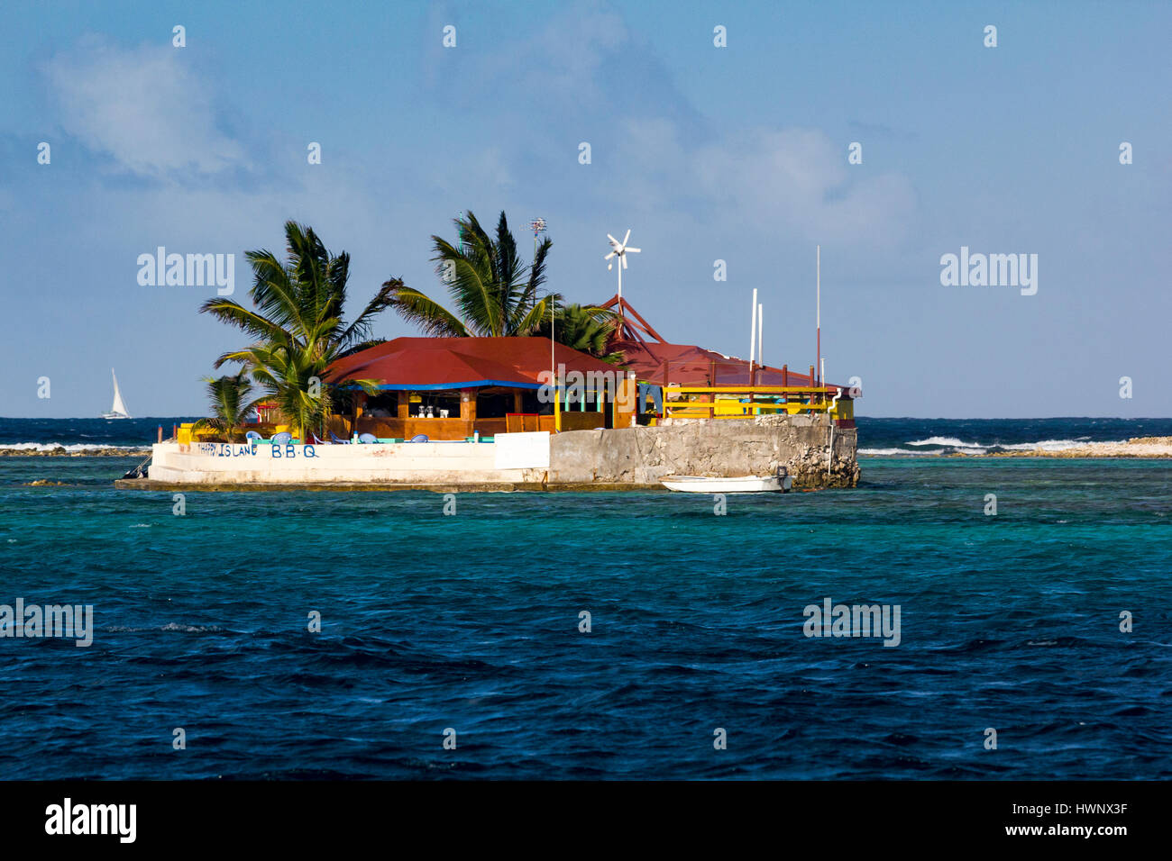 Happy island grenadines hi-res stock photography and images - Alamy