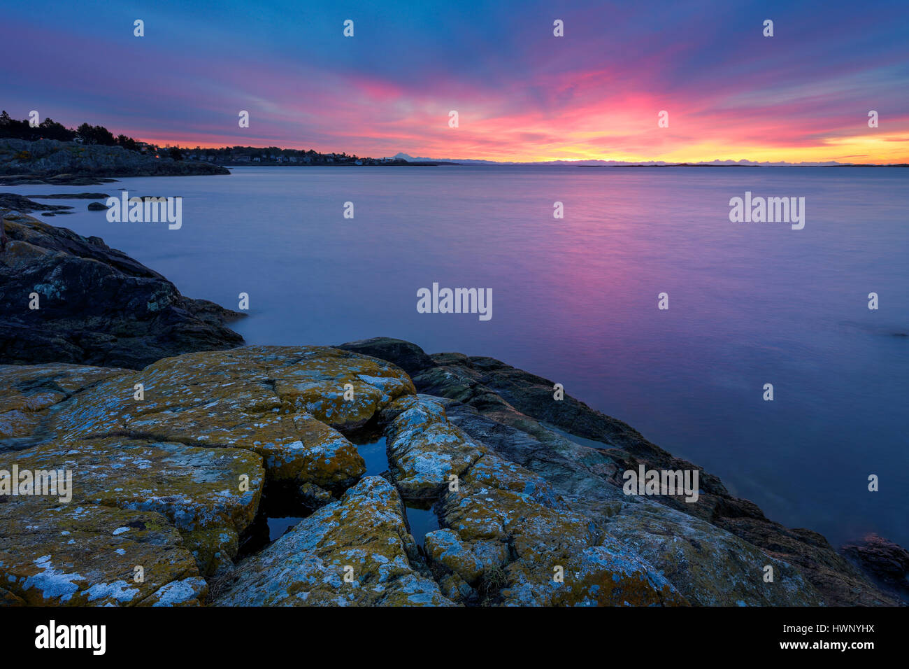 Harling hi-res stock photography and images - Alamy