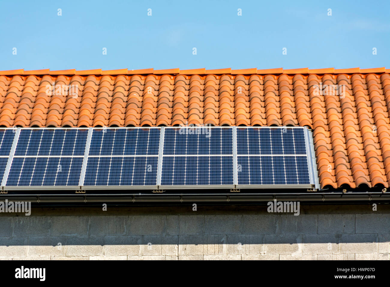 Construction solar panels hi-res stock photography and images - Alamy
