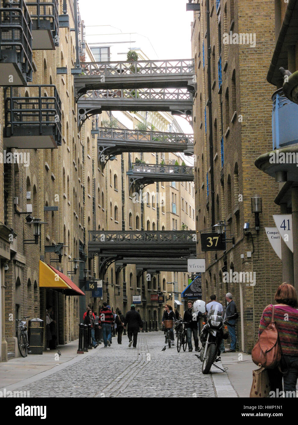 Historic riverside street hi-res stock photography and images - Alamy