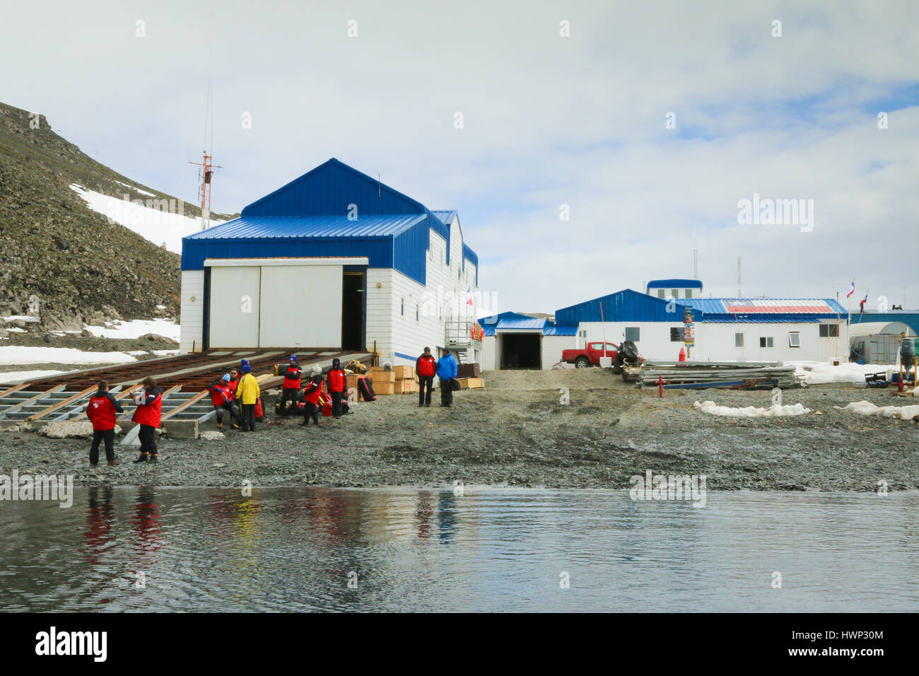 Antarctica chilean base hi-res stock photography and images - Alamy