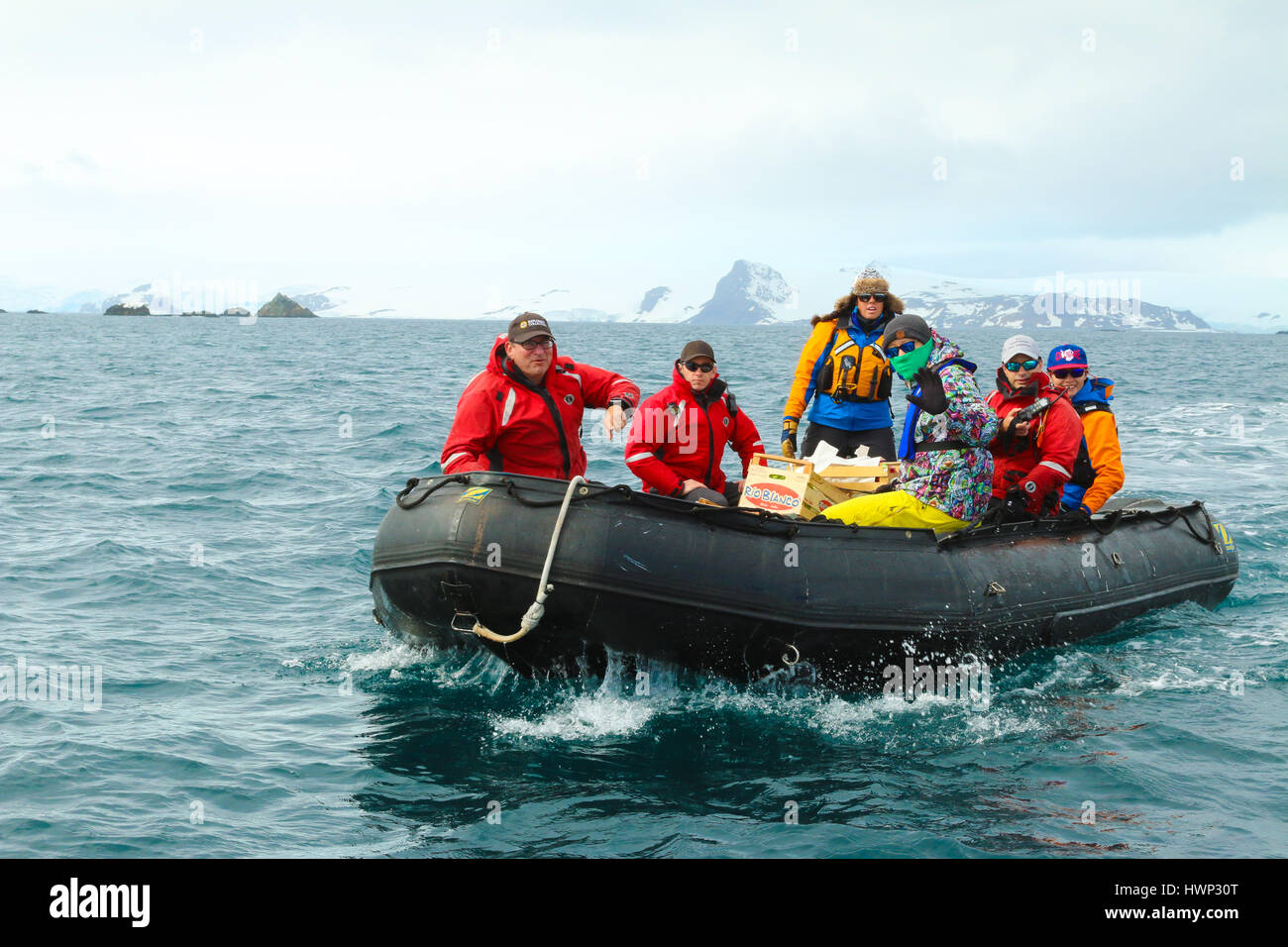 Tourism in antarctica hi-res stock photography and images - Alamy