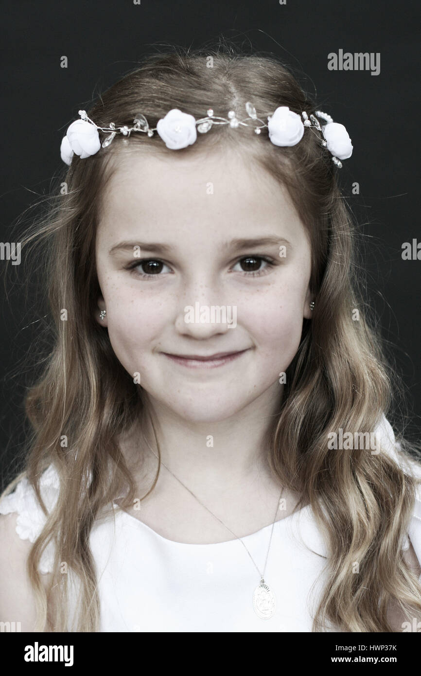 First holy communion hi-res stock photography and images - Alamy
