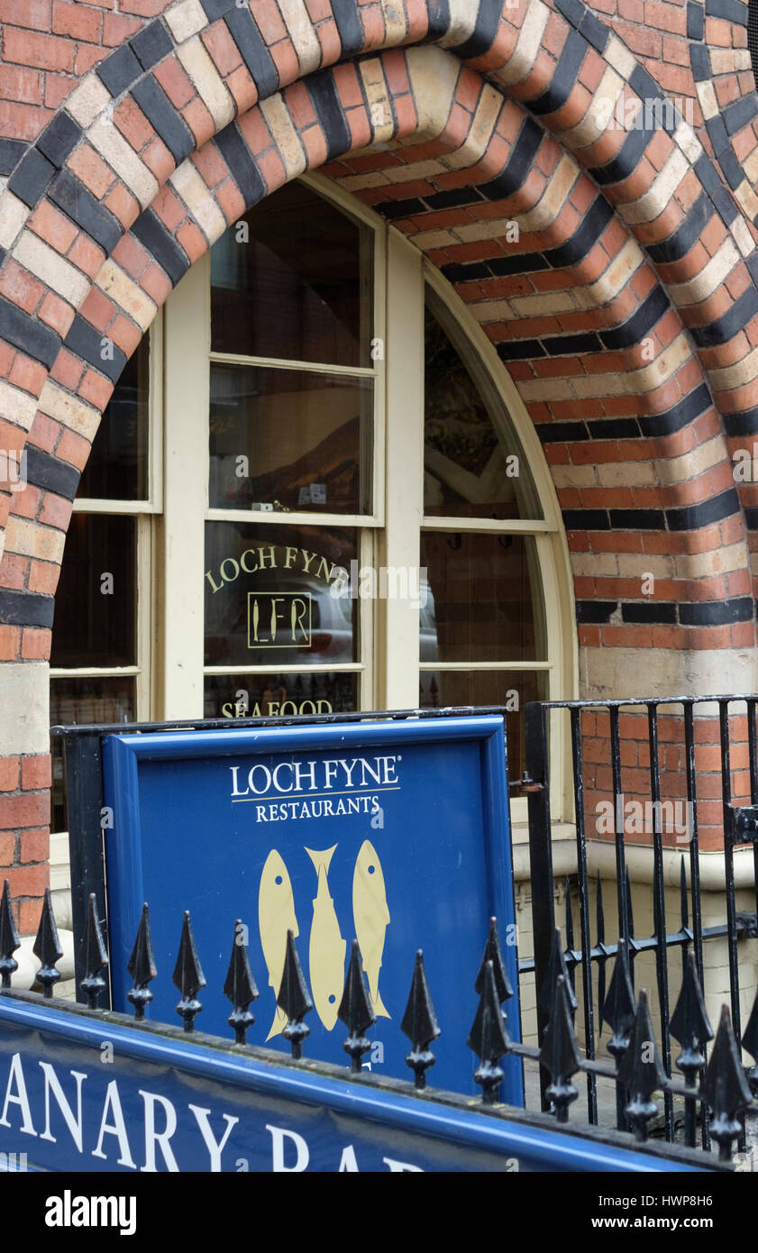 Loch fyne restaurant hi-res stock photography and images - Alamy