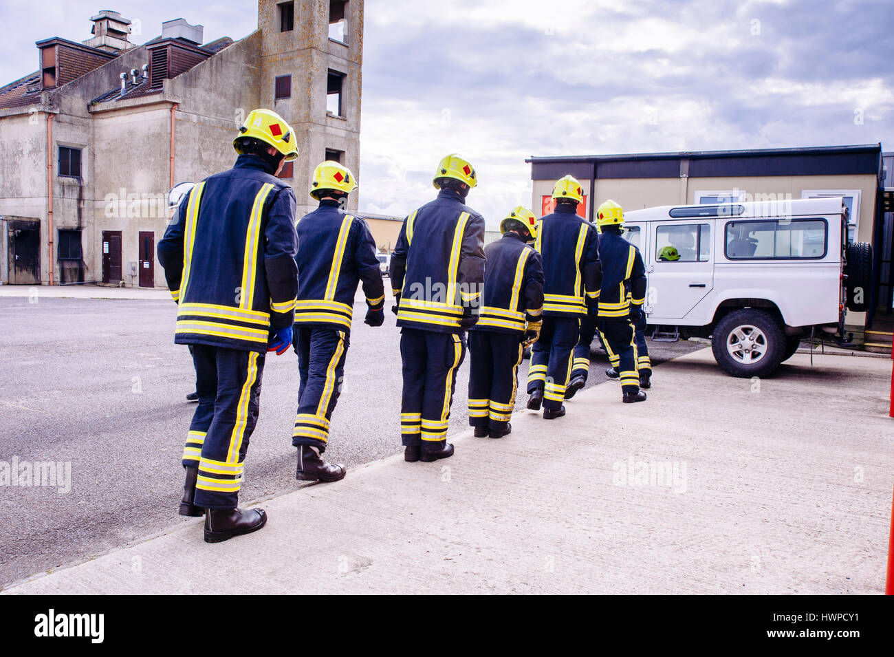 Walking out uniform air hi-res stock photography and images - Alamy