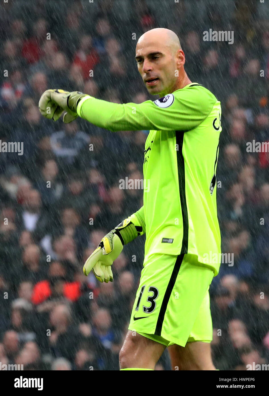 Manchester City goalkeeper Willy Caballero Stock Photo - Alamy