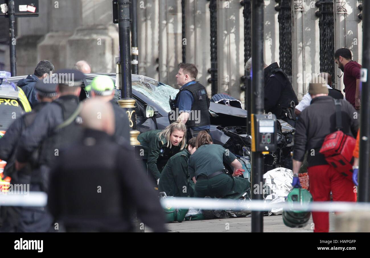 EDS NOTE CONTENT Emergency personnel close to the Palace of Westminster ...