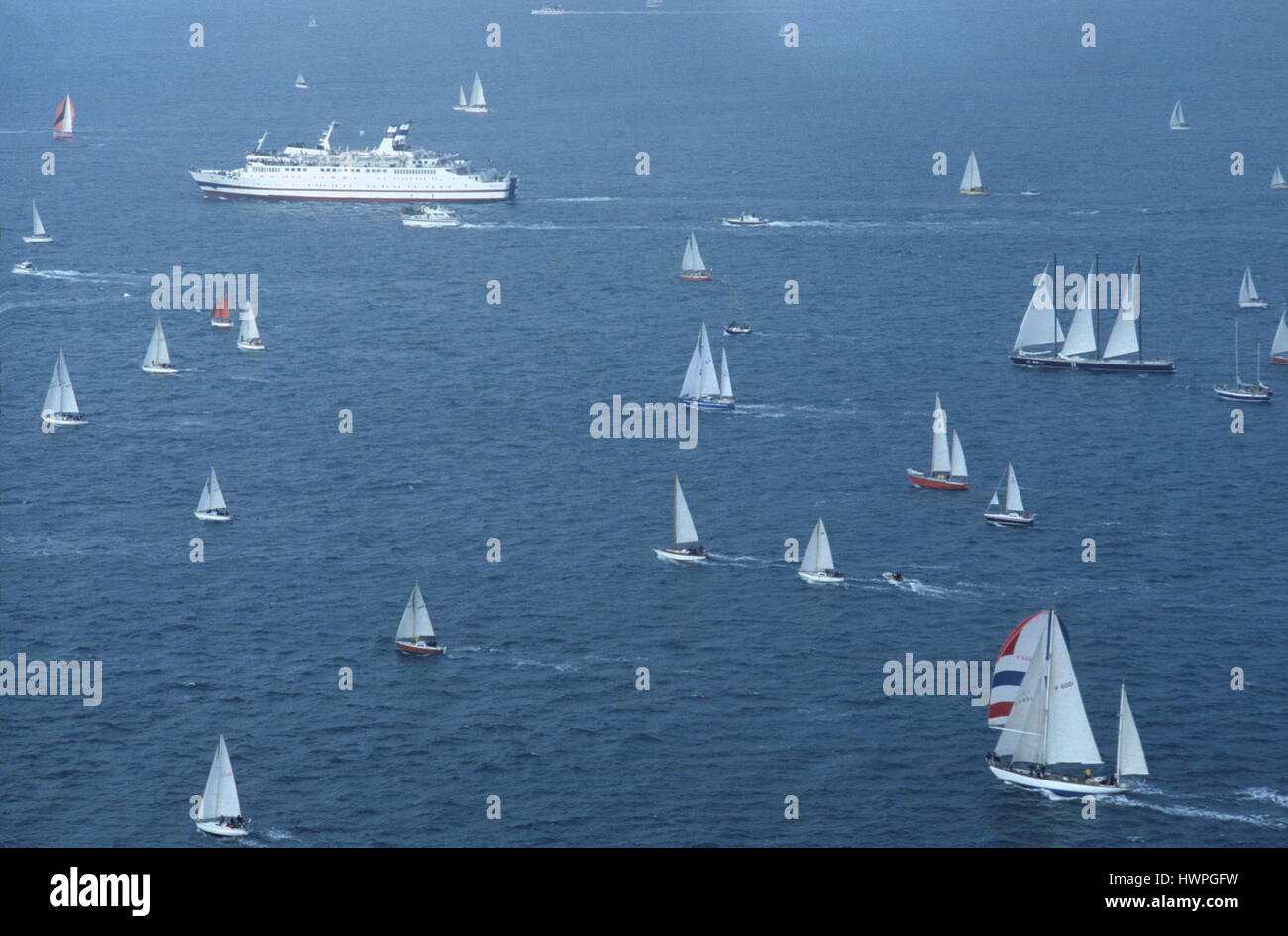 First single handed ocean yacht race hi-res stock photography and ...