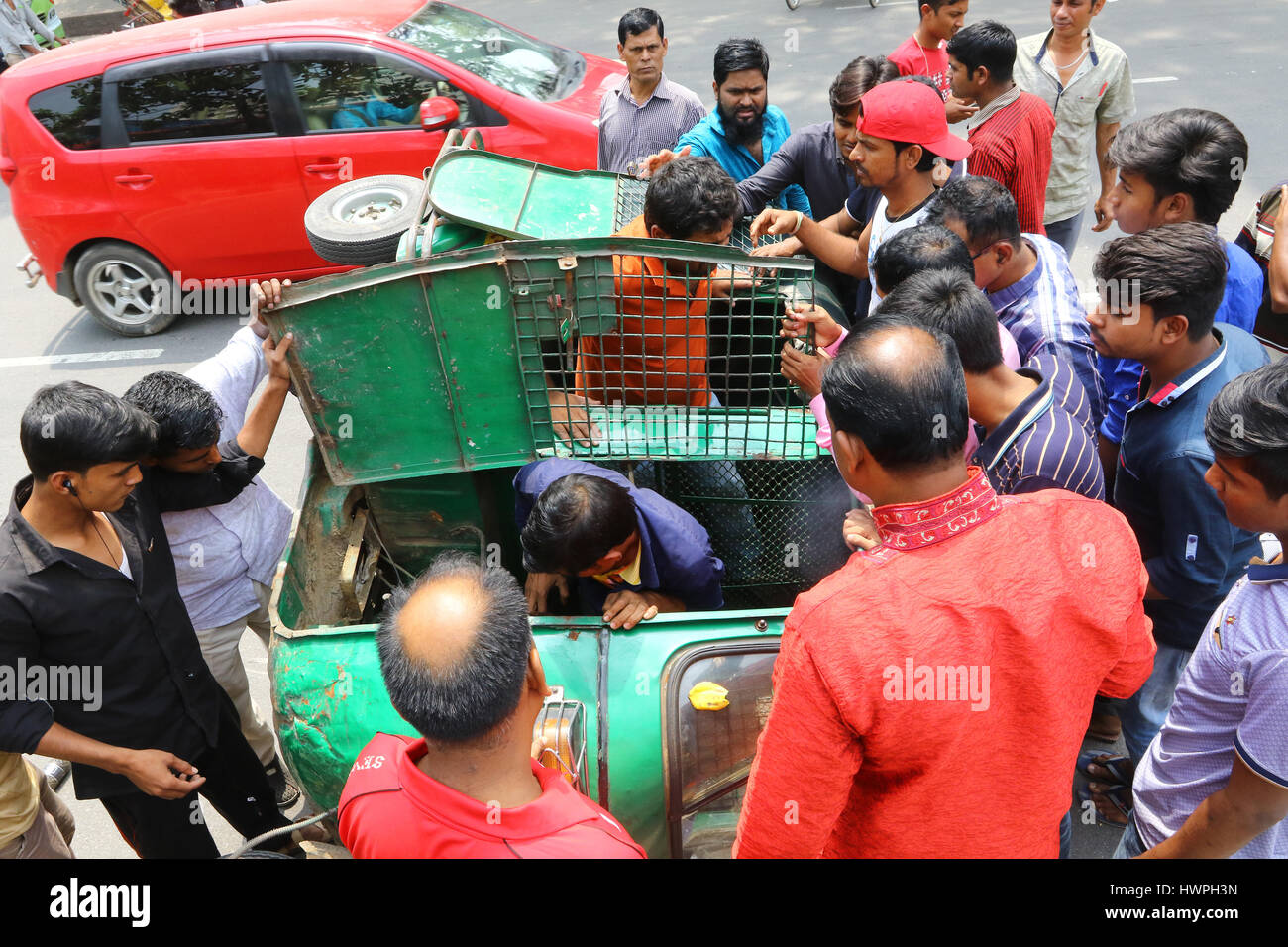 Cng dhaka hi-res stock photography and images - Alamy