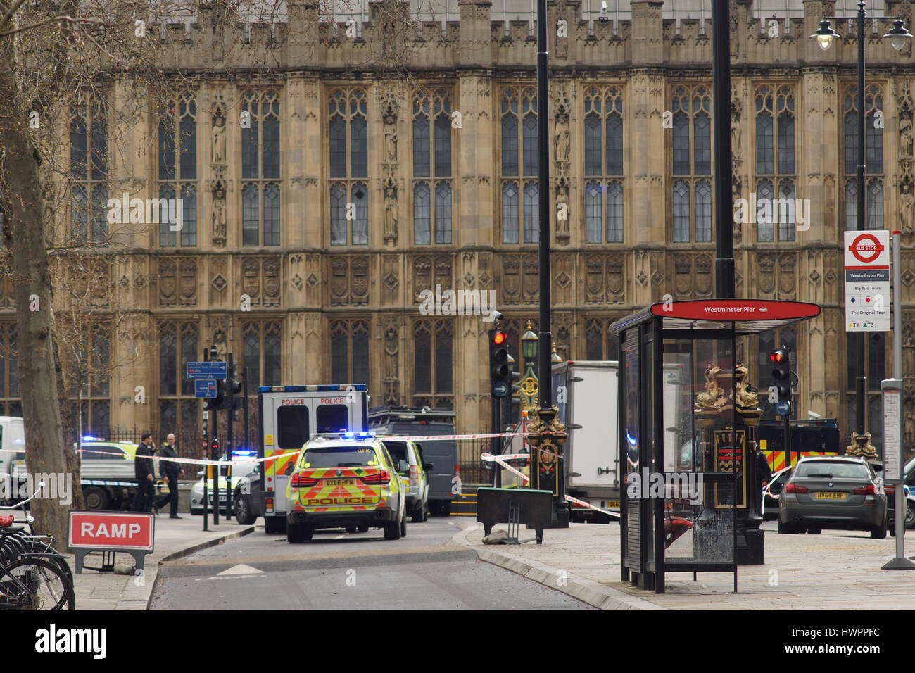 London armed police stabbing hi-res stock photography and images - Alamy
