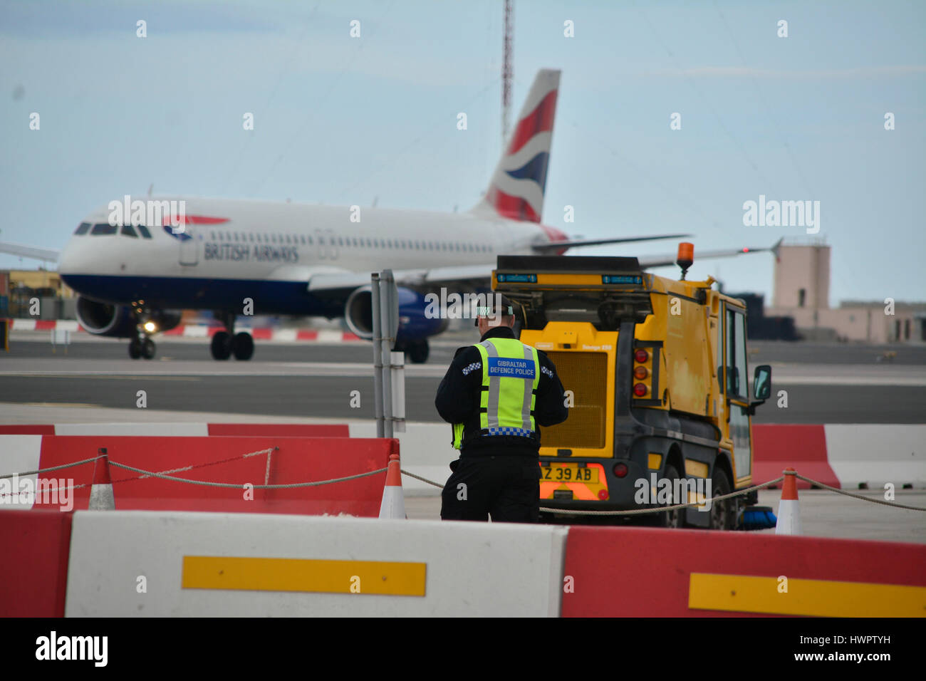 Gibraltar. 22nd March 2017. Images of security increased measures at ...