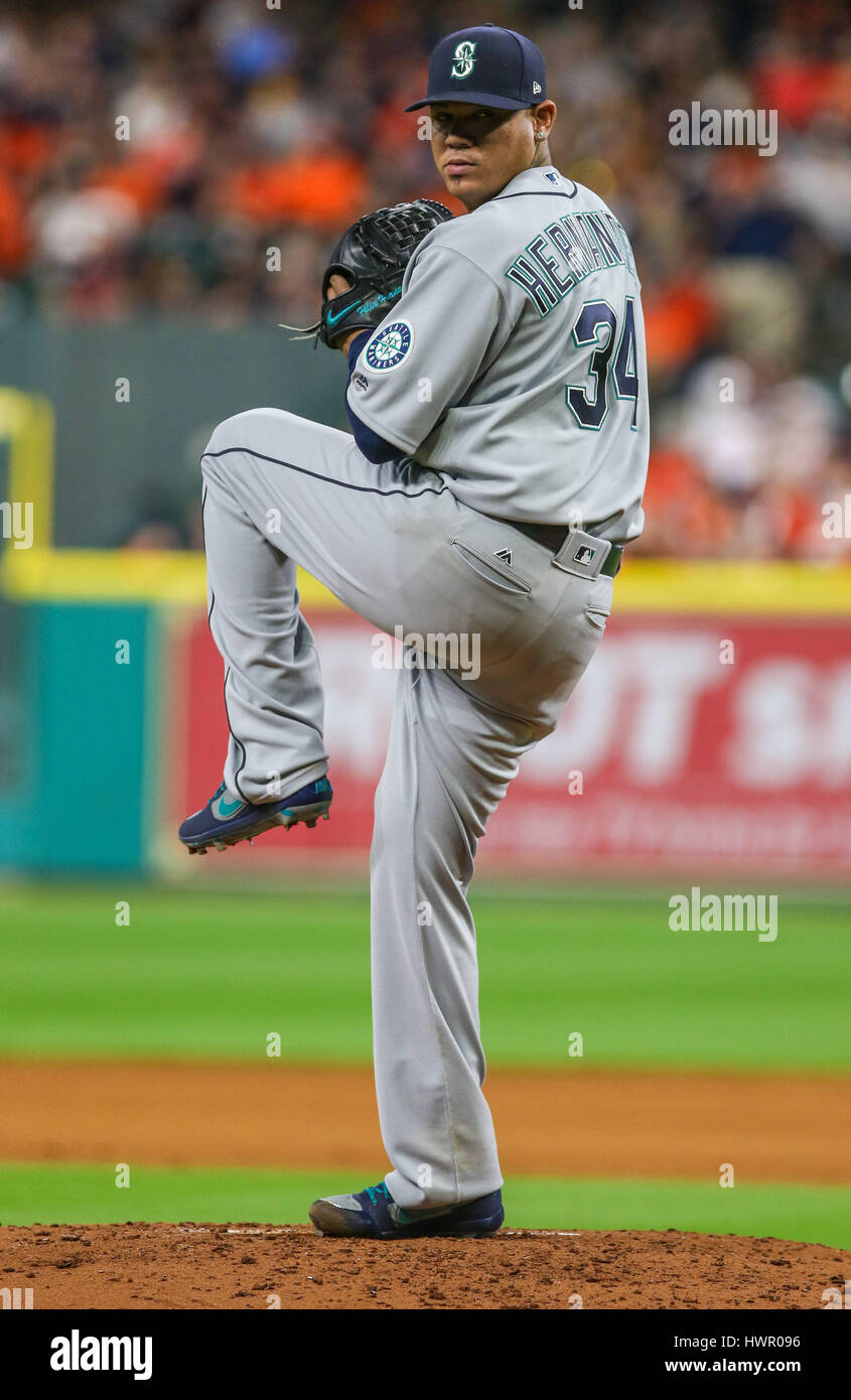 Houston, TX, USA. 3rd Apr, 2017. Seattle Mariners starting pitcher ...