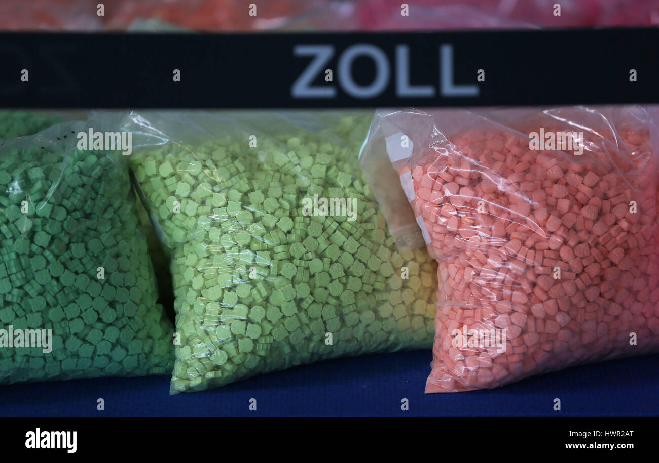 Ecstacy tablets hi-res stock photography and images - Alamy