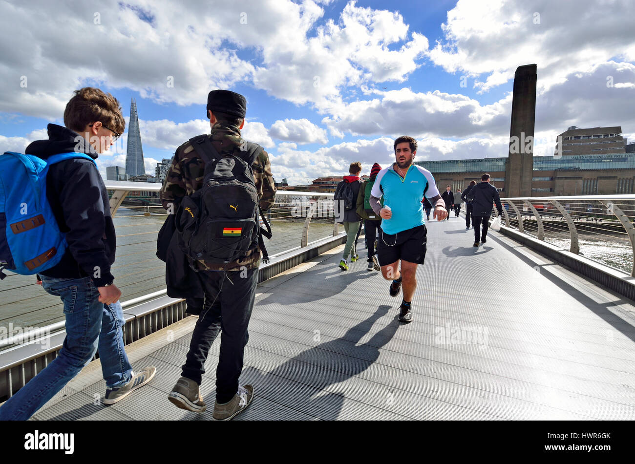 Runners on bridge hi-res stock photography and images - Alamy