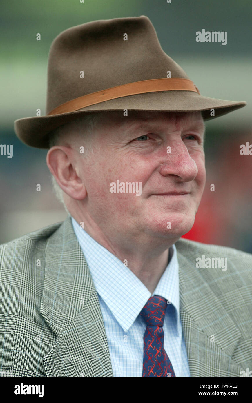 MARTIN PIPE RACE HORSE TRAINER CHELTENHAM RACECOURSE CHELTENHAM ENGLAND ...