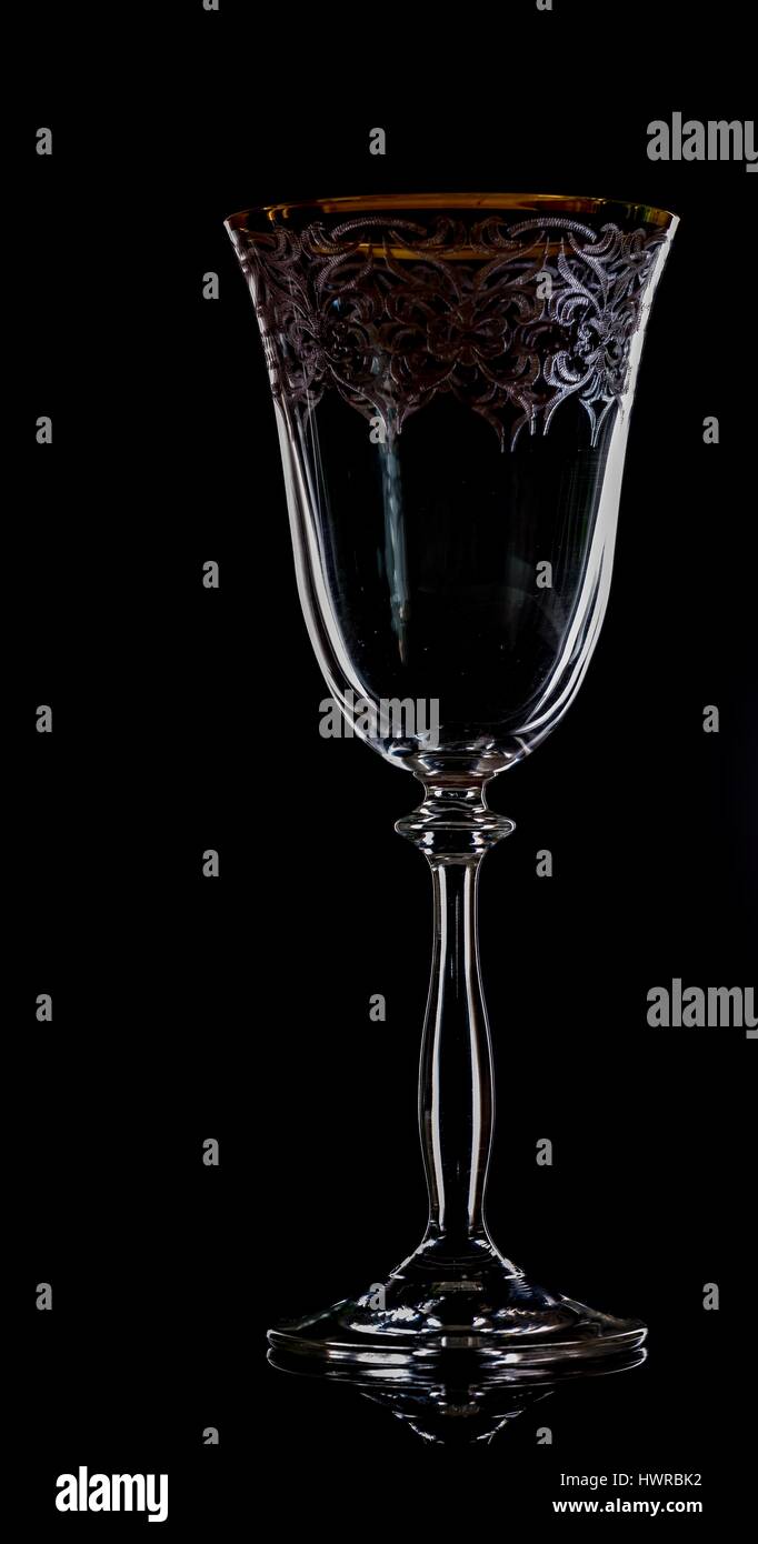 Black background image of glass hi-res stock photography and images - Alamy