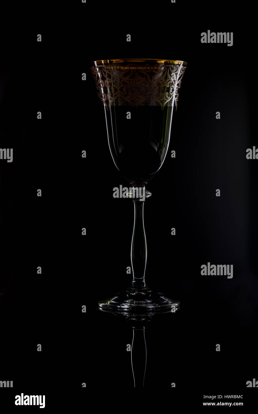 Black background image of glass hi-res stock photography and images - Alamy